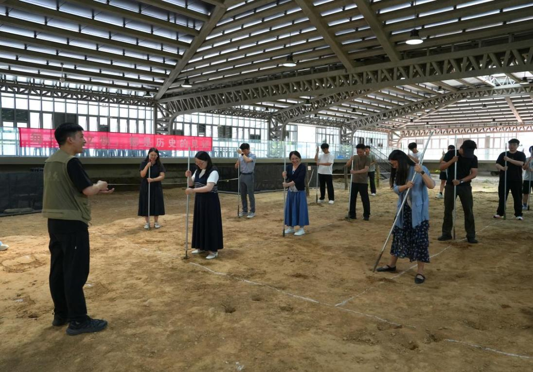 我院开展第十二届档案文化节 “探源商都，守护根脉”考古体验活动-信息管理学院